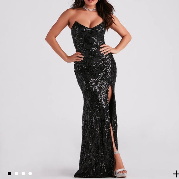 Windsor | Dresses | Windsor Black Sequin Strapless Gown | Poshmark